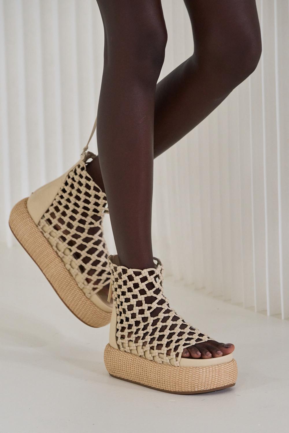 Défilé - Jonathan simkhai - Prêt à porter Printemps-Eté 2023