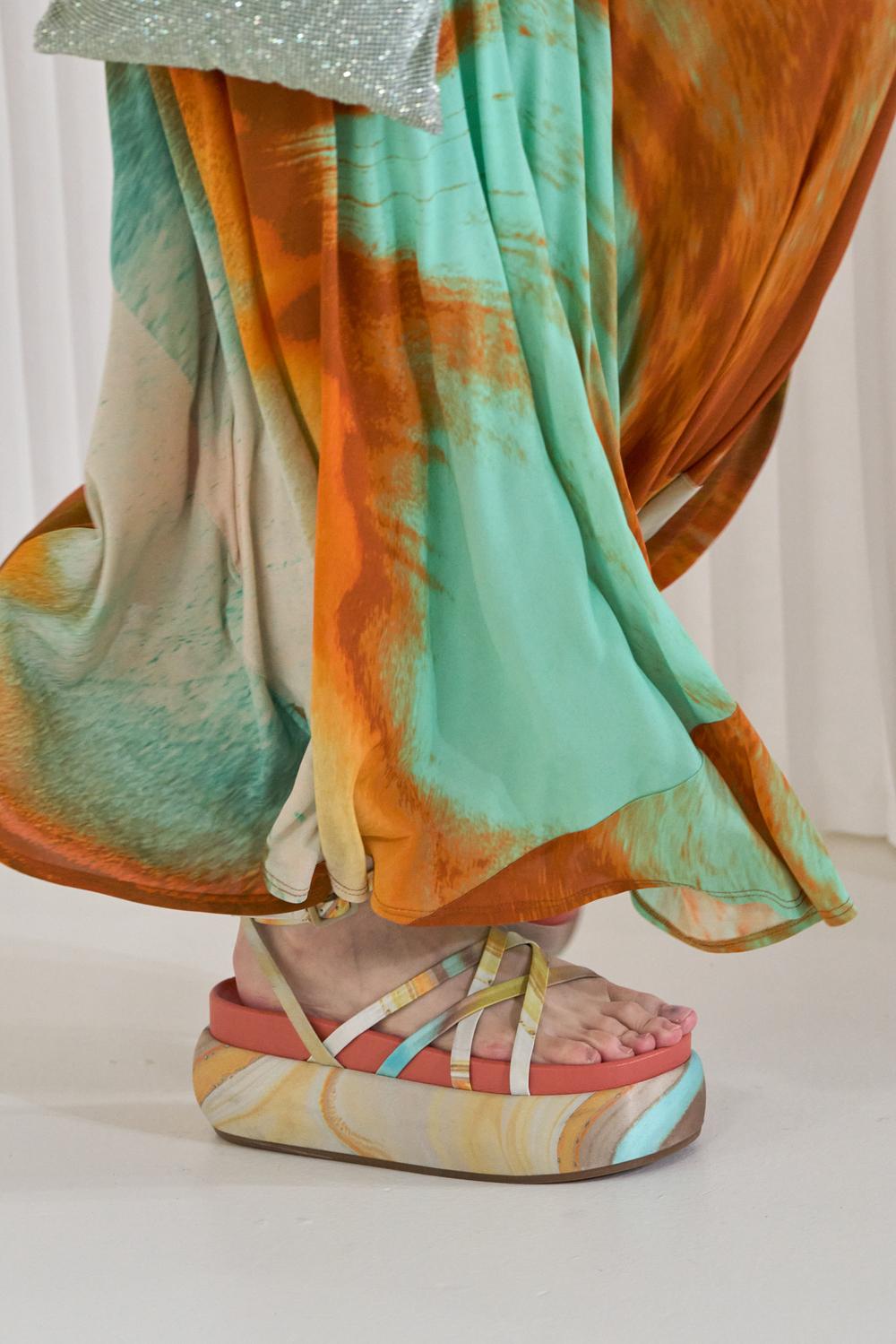 Défilé - Jonathan simkhai - Prêt à porter Printemps-Eté 2023