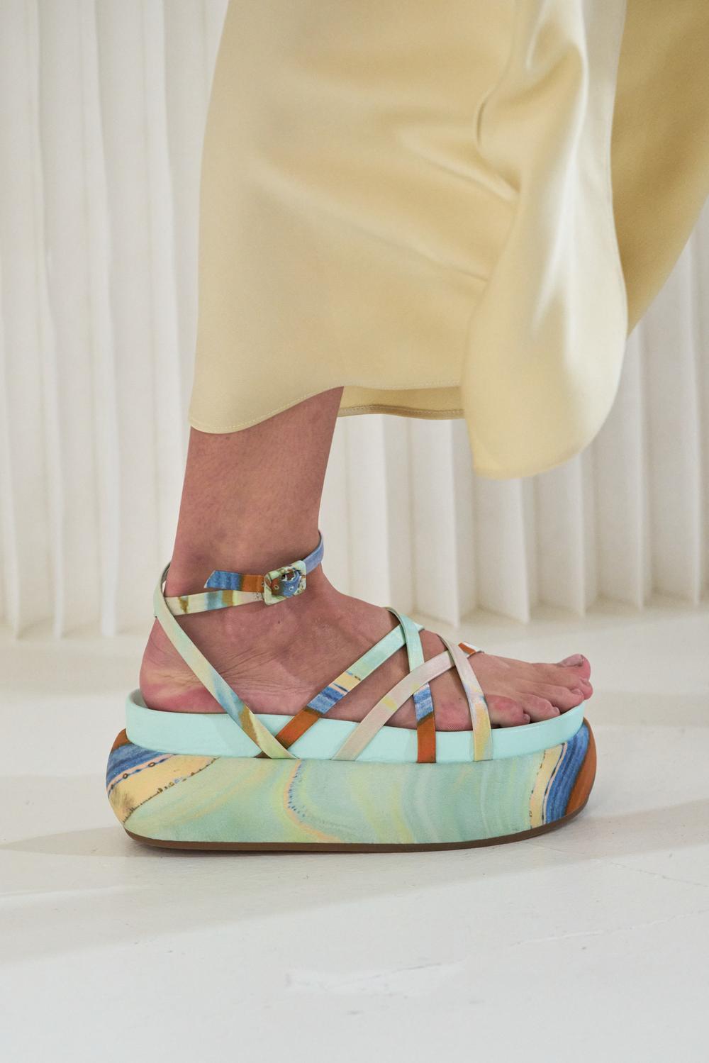 Défilé - Jonathan simkhai - Prêt à porter Printemps-Eté 2023