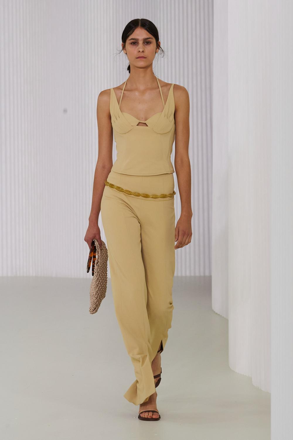 Défilé - Jonathan simkhai - Prêt à porter Printemps-Eté 2023