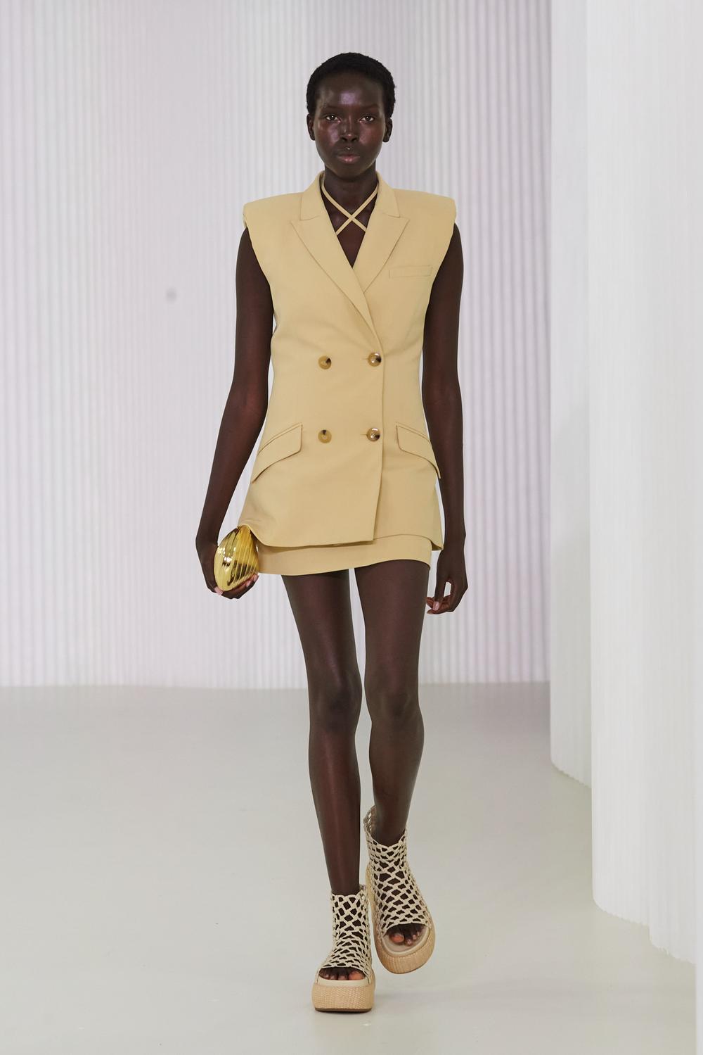 Défilé - Jonathan simkhai - Prêt à porter Printemps-Eté 2023