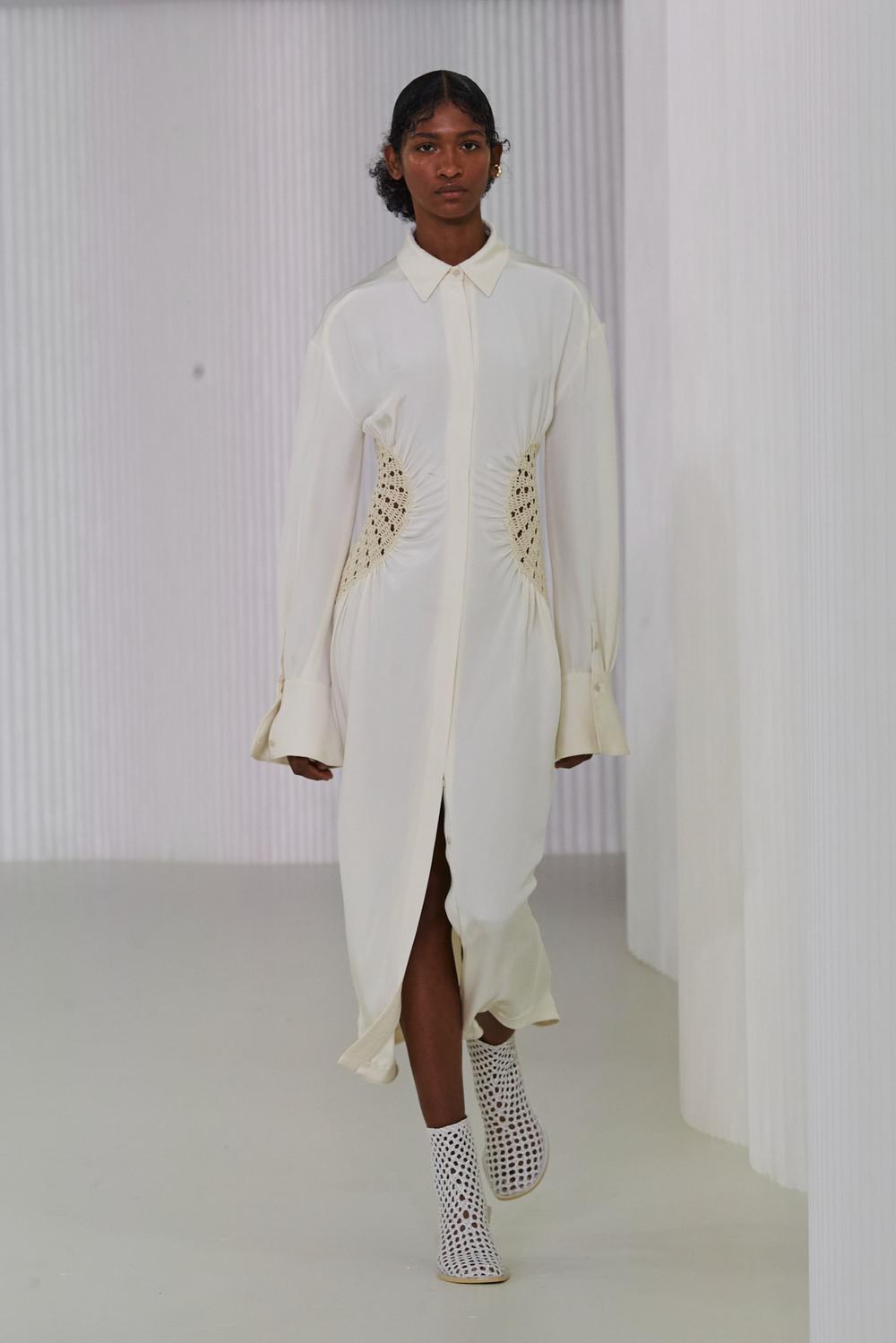 Défilé - Jonathan simkhai - Prêt à porter Printemps-Eté 2023