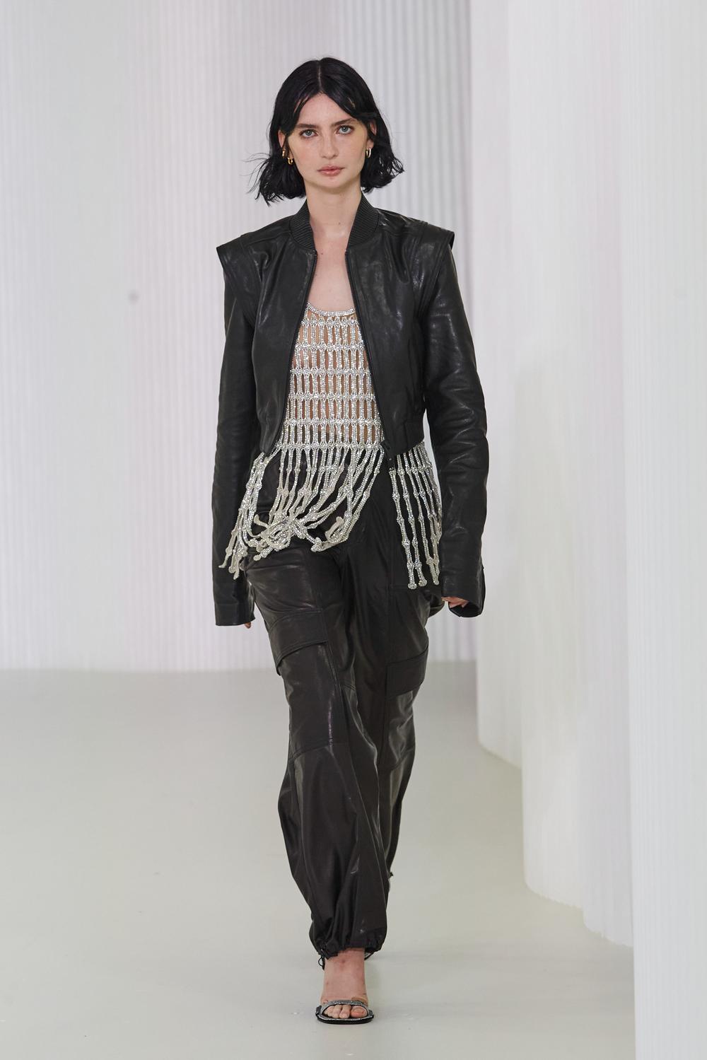 Défilé - Jonathan simkhai - Prêt à porter Printemps-Eté 2023