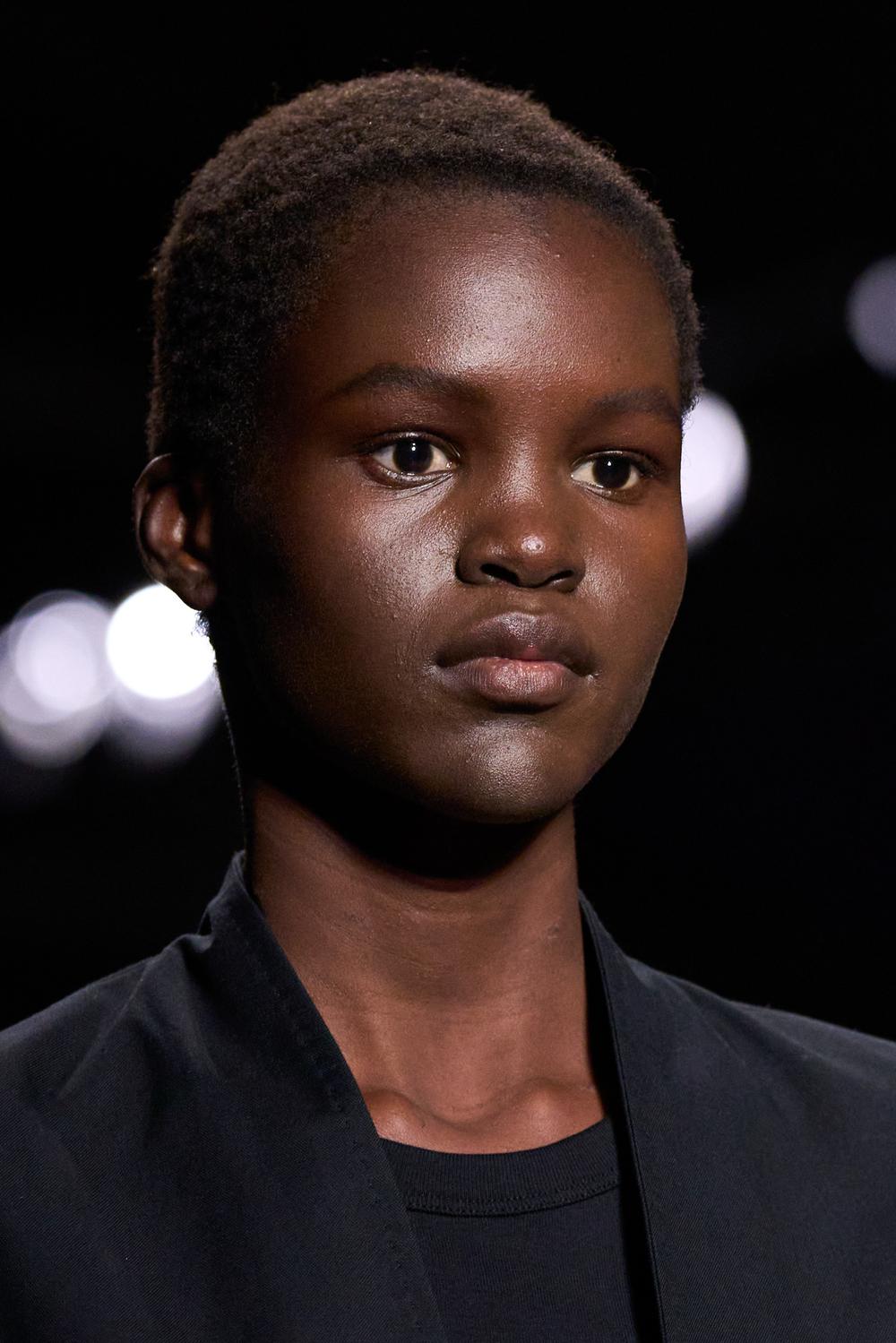 Défilé - Ann demeulemeester - Prêt à porter Printemps-Eté 2023