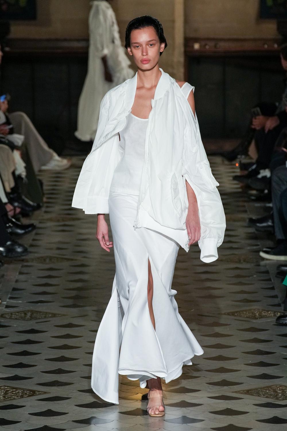 Défilé - A.w.a.k.e. mode - Prêt à porter Printemps-Eté 2023