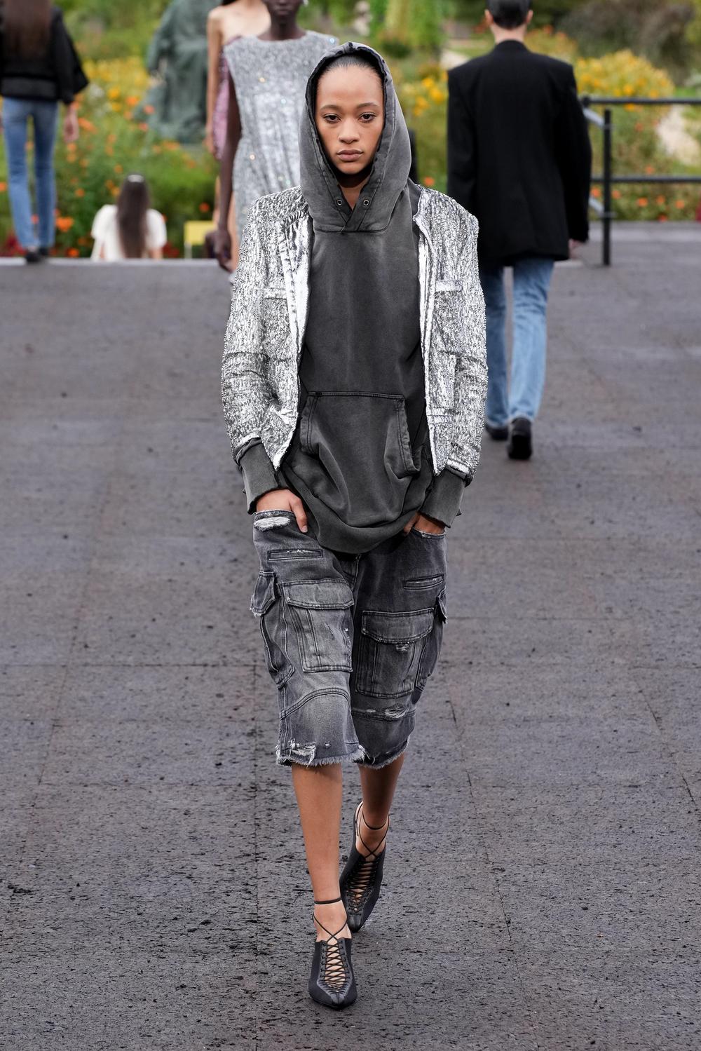 Défilé - Givenchy - Prêt à porter Printemps-Eté 2023