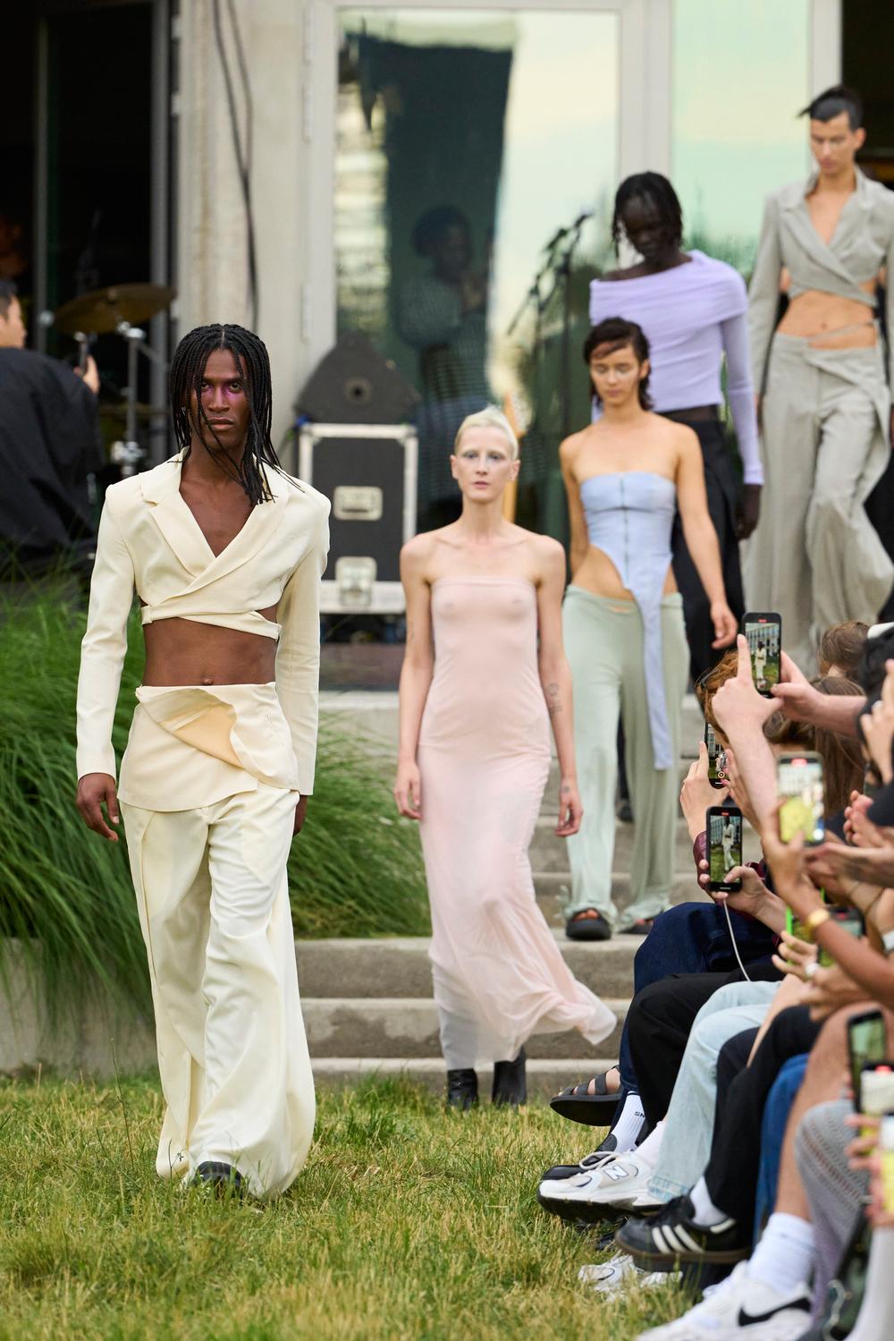 Défilé - Olivia ballard - Prêt à porter Printemps-Eté 2024