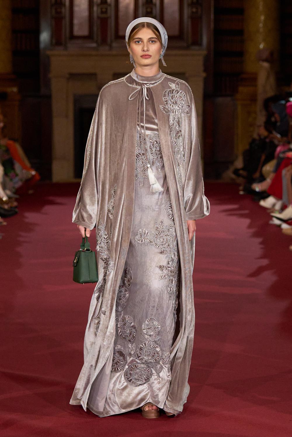 Défilé - Ayu dyah andari - Prêt à porter Printemps-Eté 2024