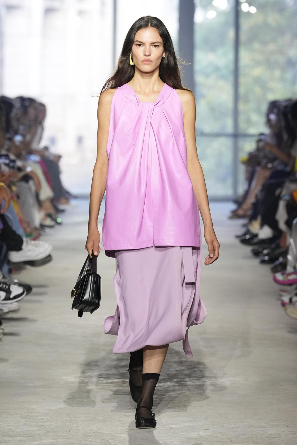 Défilé - 3.1 phillip lim - Prêt à porter Printemps-Eté 2024