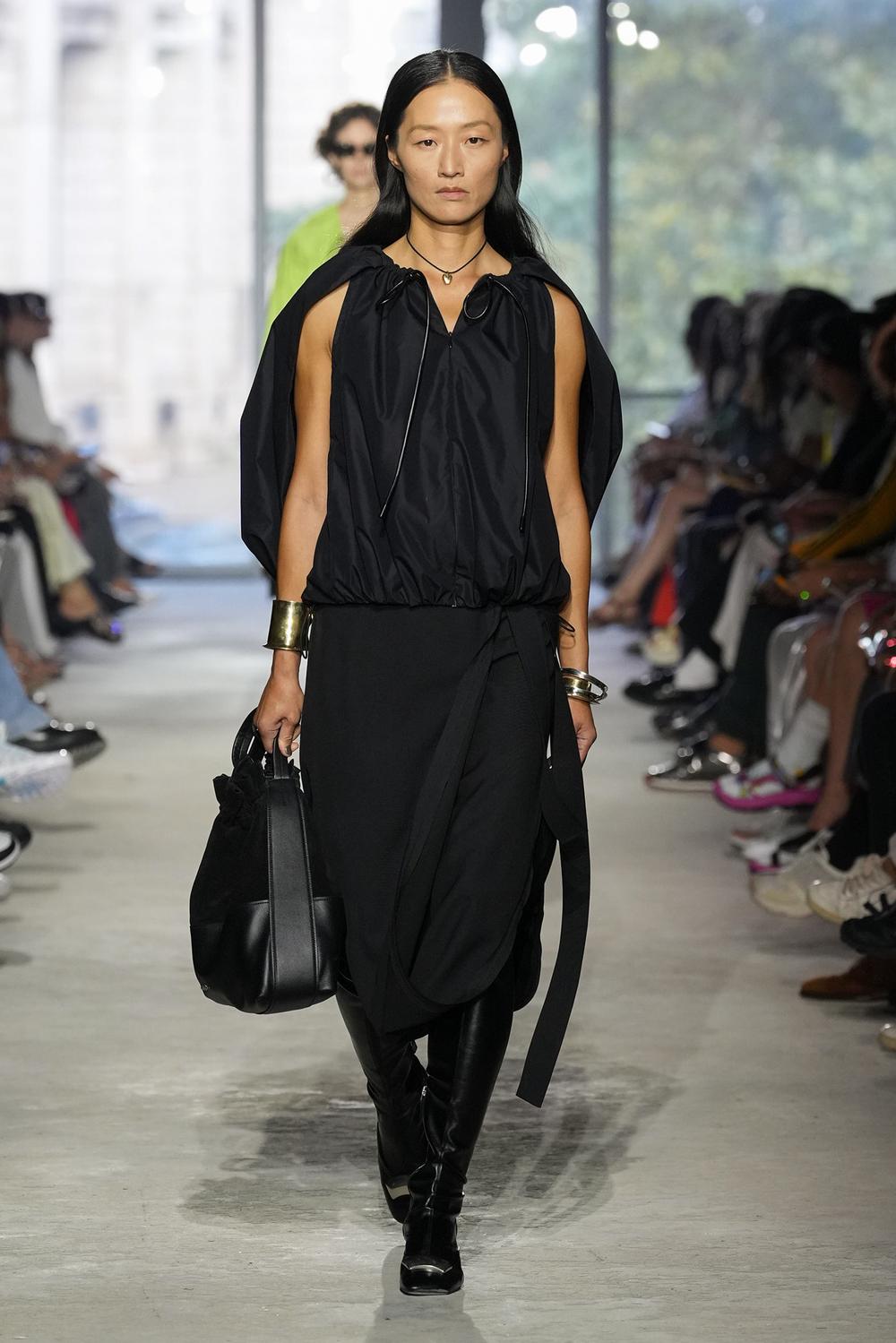 Défilé - 3.1 phillip lim - Prêt à porter Printemps-Eté 2024