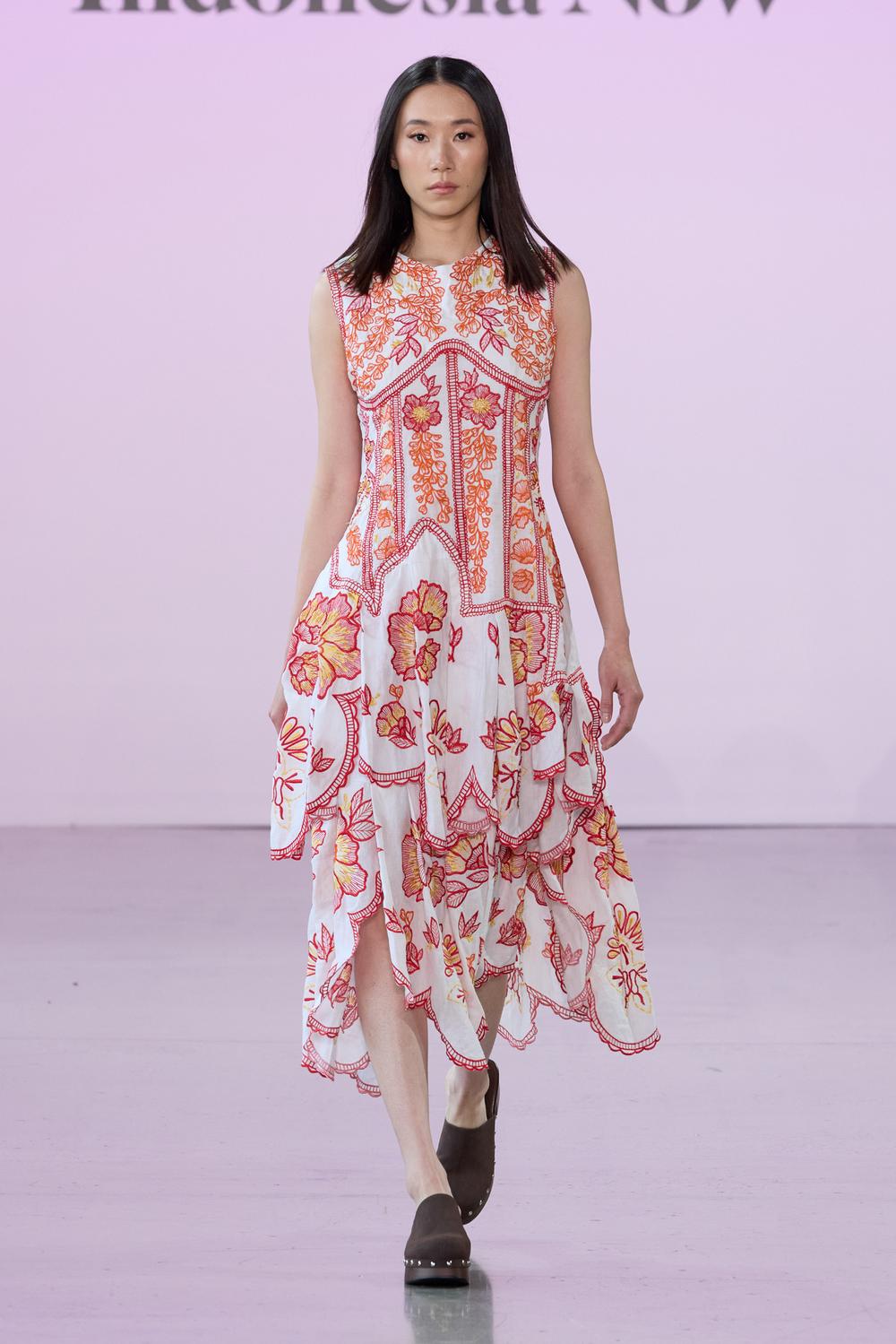 Défilé - Kimberly tandra x mandy s shoes - Prêt à porter Printemps-Eté 2024