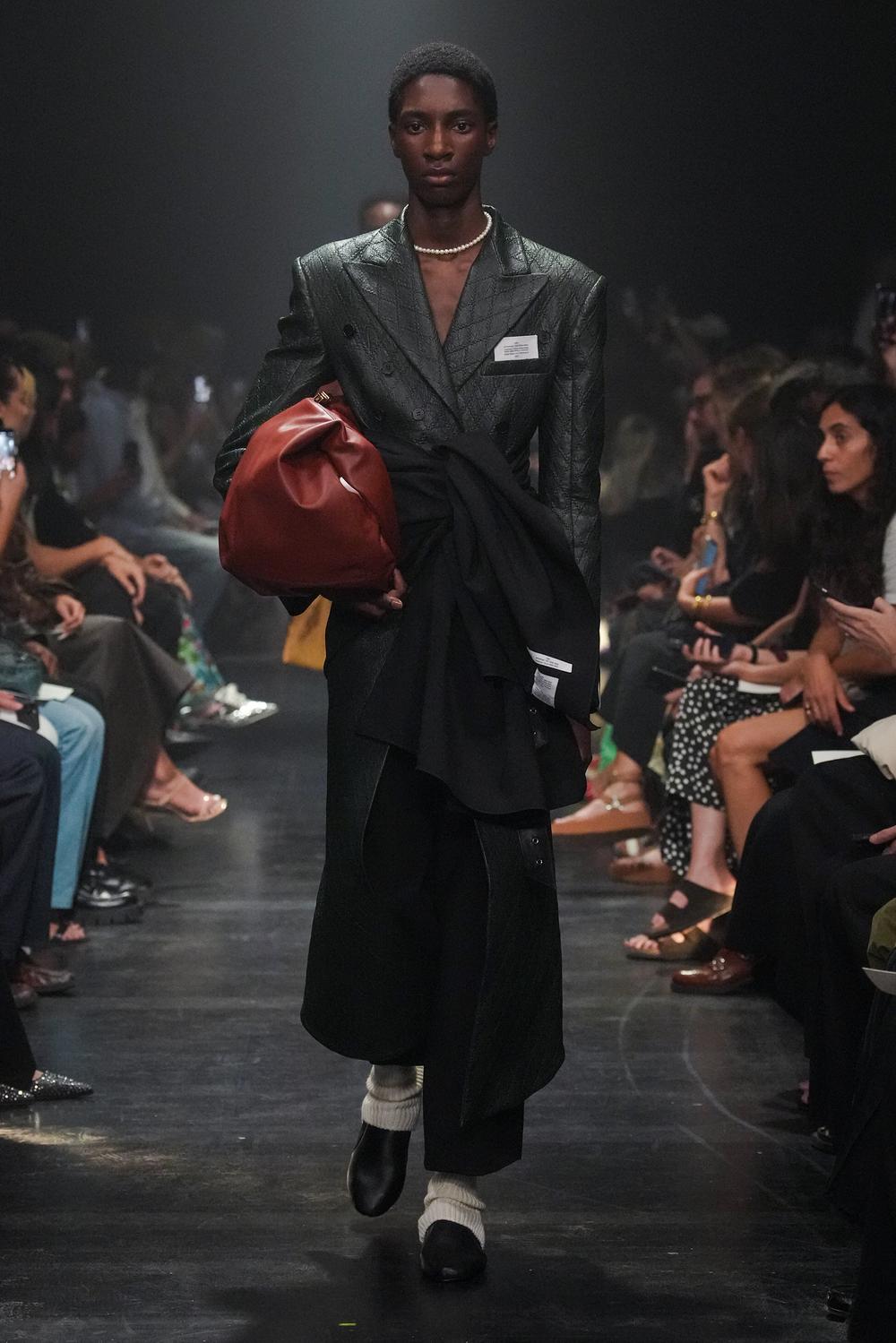 Défilé - Rokh - Prêt à porter Printemps-Eté 2024