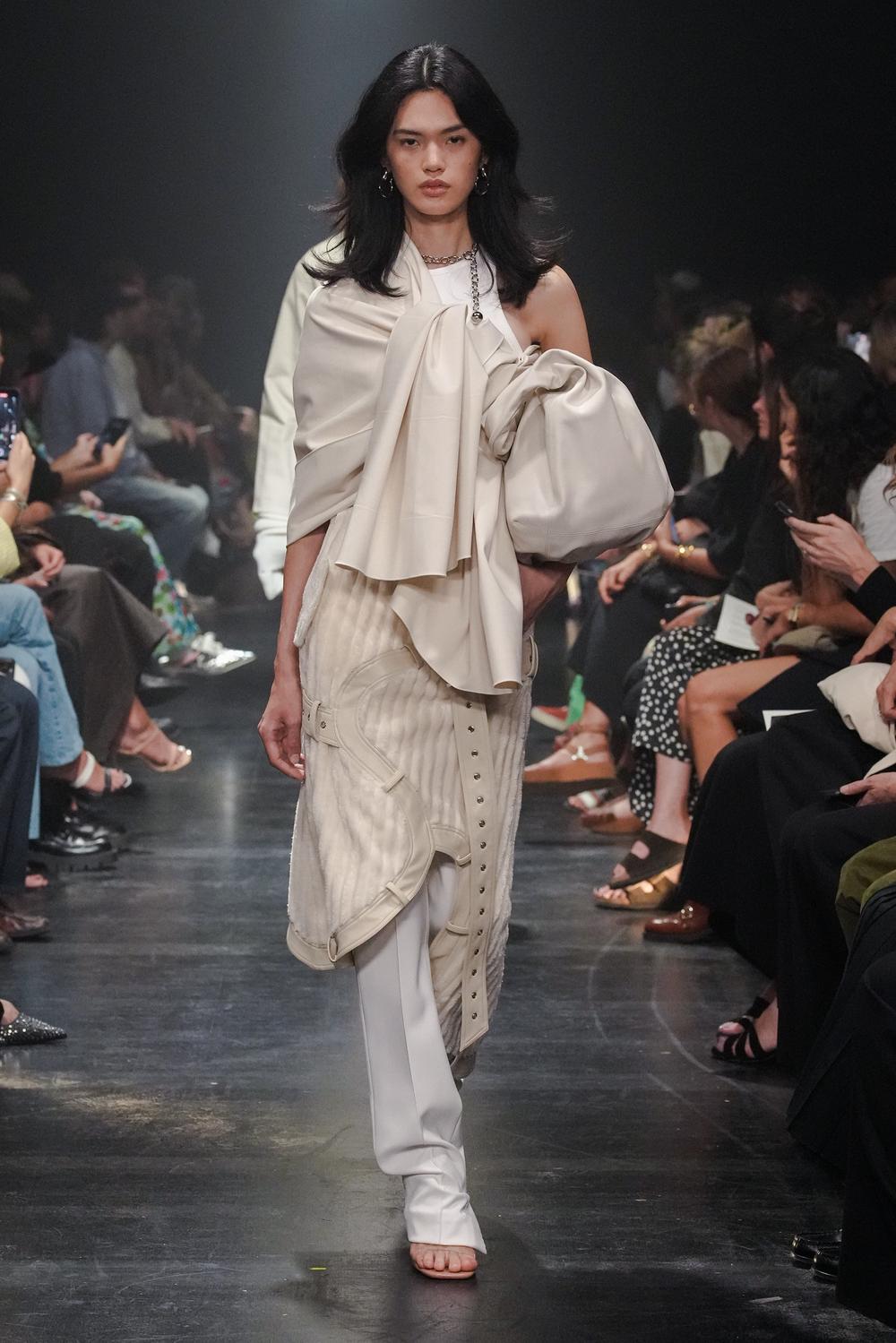 Défilé - Rokh - Prêt à porter Printemps-Eté 2024