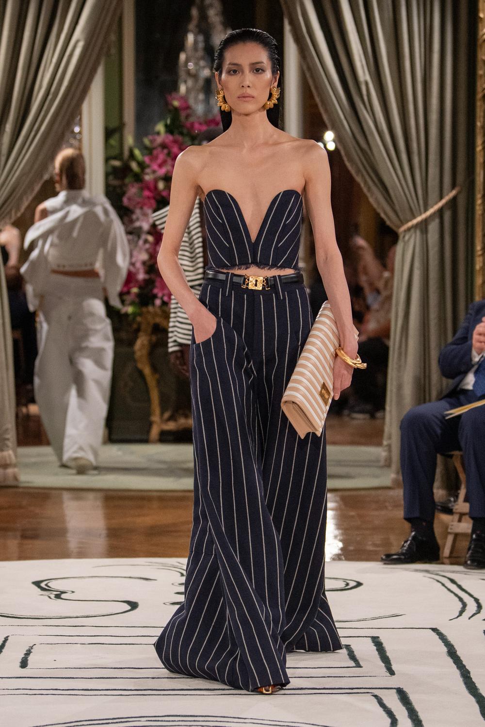 Défilé - Schiaparelli - Prêt à porter Printemps-Eté 2024