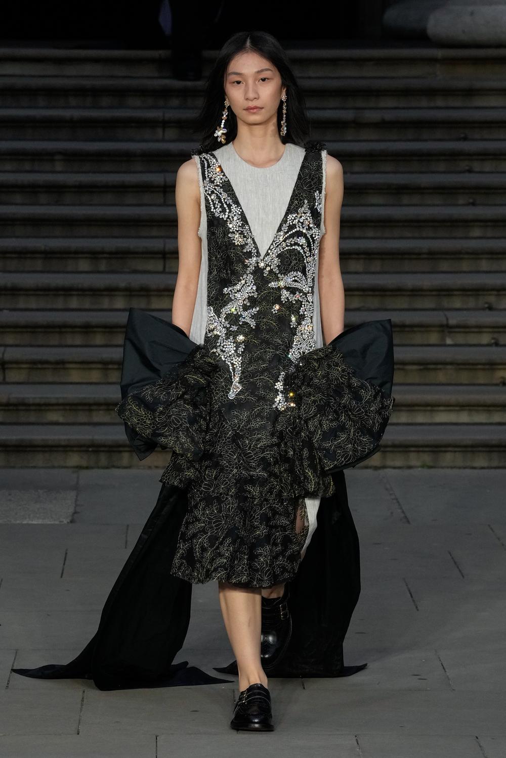 Défilé - Erdem - Prêt à porter Printemps-Eté 2025