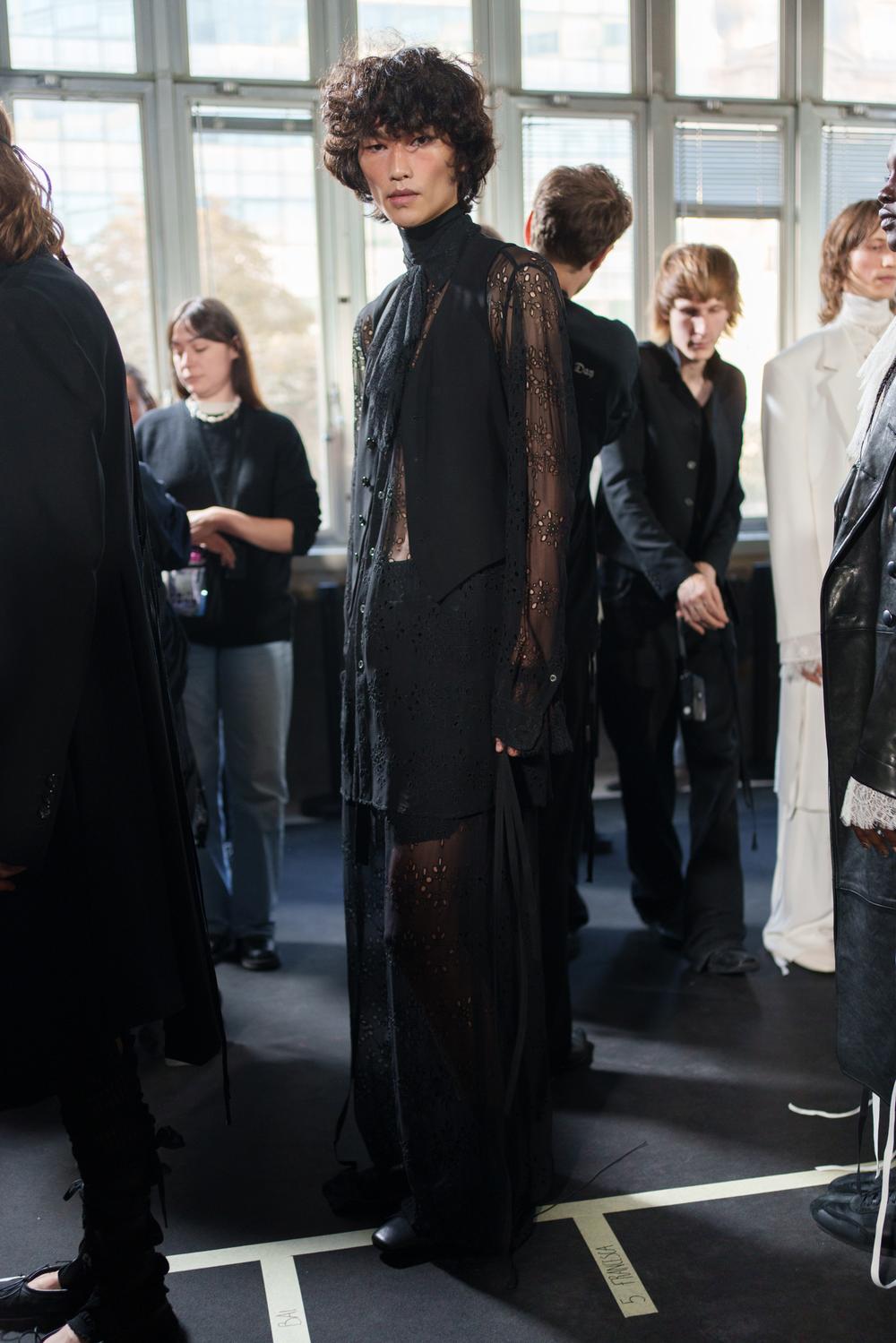 Défilé - Ann demeulemeester - Prêt à porter Printemps-Eté 2025