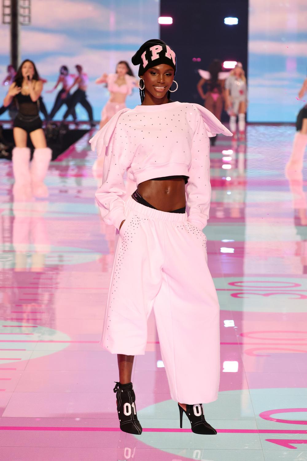Défilé - Victoria secret - Prêt à porter Printemps-Eté 2026