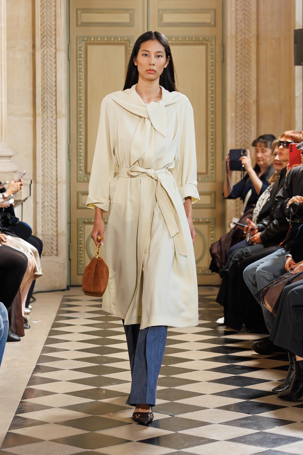 Défilé - Yiner - Prêt à porter Printemps-Eté 2026