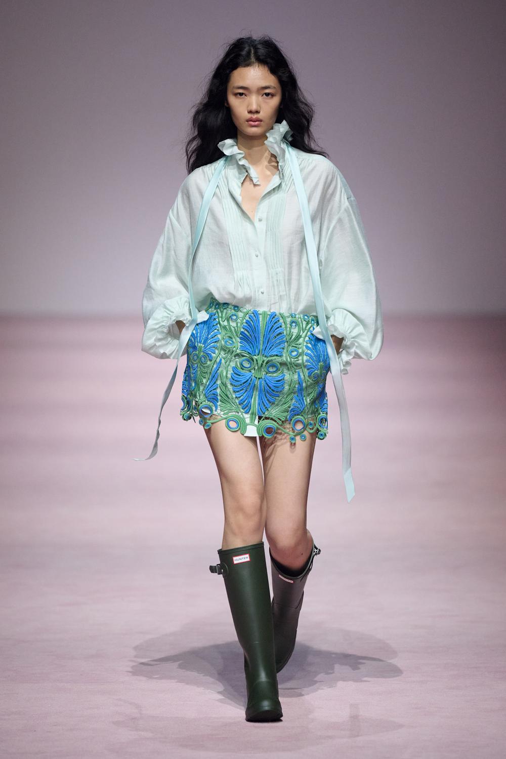 Défilé - Xu zhi - Prêt à porter Printemps-Eté 2026