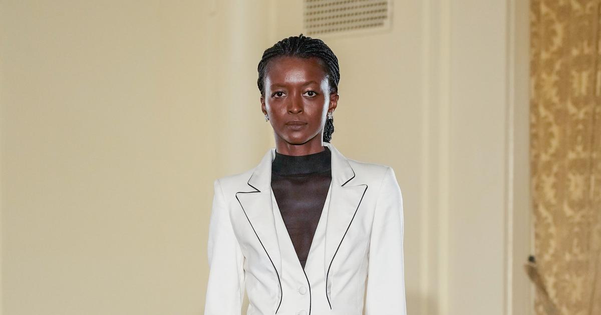 Défilé - Kevan hall designs - Prêt à porter Automne-Hiver 23-24