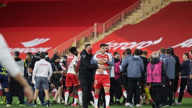 Quatre cartons rouges après le match, retour sur la bagarre générale ...